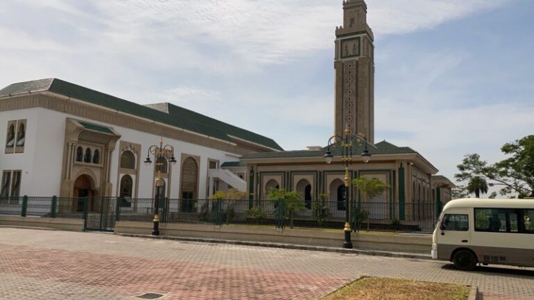 Morocco opens Ivory Coast's largest mosque - Radar Africa