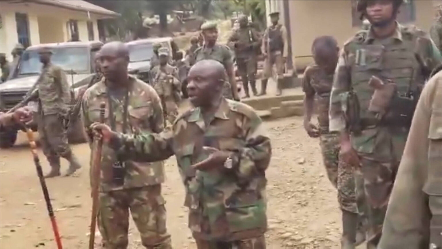 M23 rebels advance on DR Congo's Goma, thousands flee