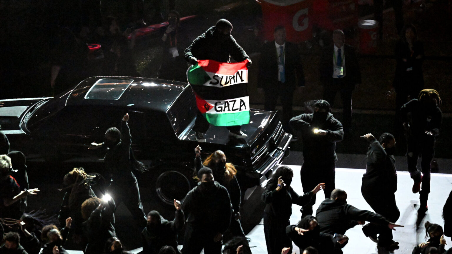 Halftime dancer detained for running with Sudan-Gaza message